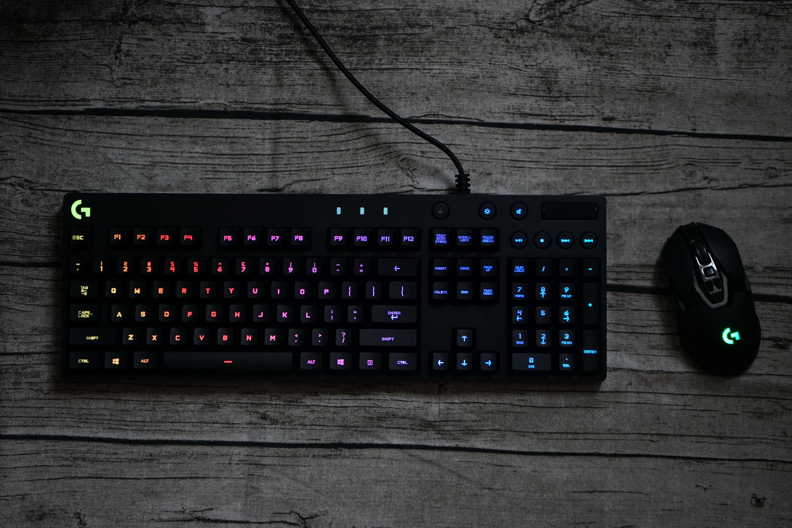 全彩Romer-G轴体 罗技G810机械键盘评测_天极网