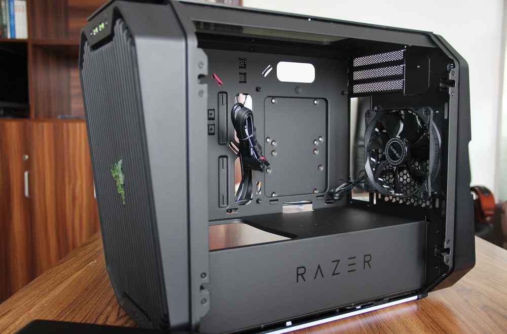 信仰力作 Antec Cube—Razer雷蛇版机箱评测_天极网